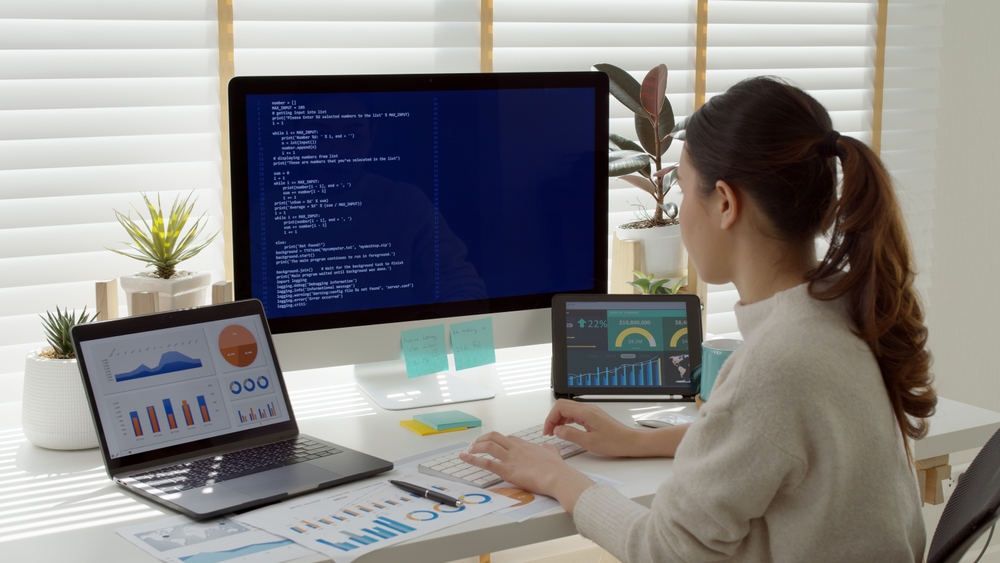 生成AIで業務改善を実現する方法と効果的な活用ポイント - DXGO-日本企業にDX（デジタルトランスフォーメーション）を！
